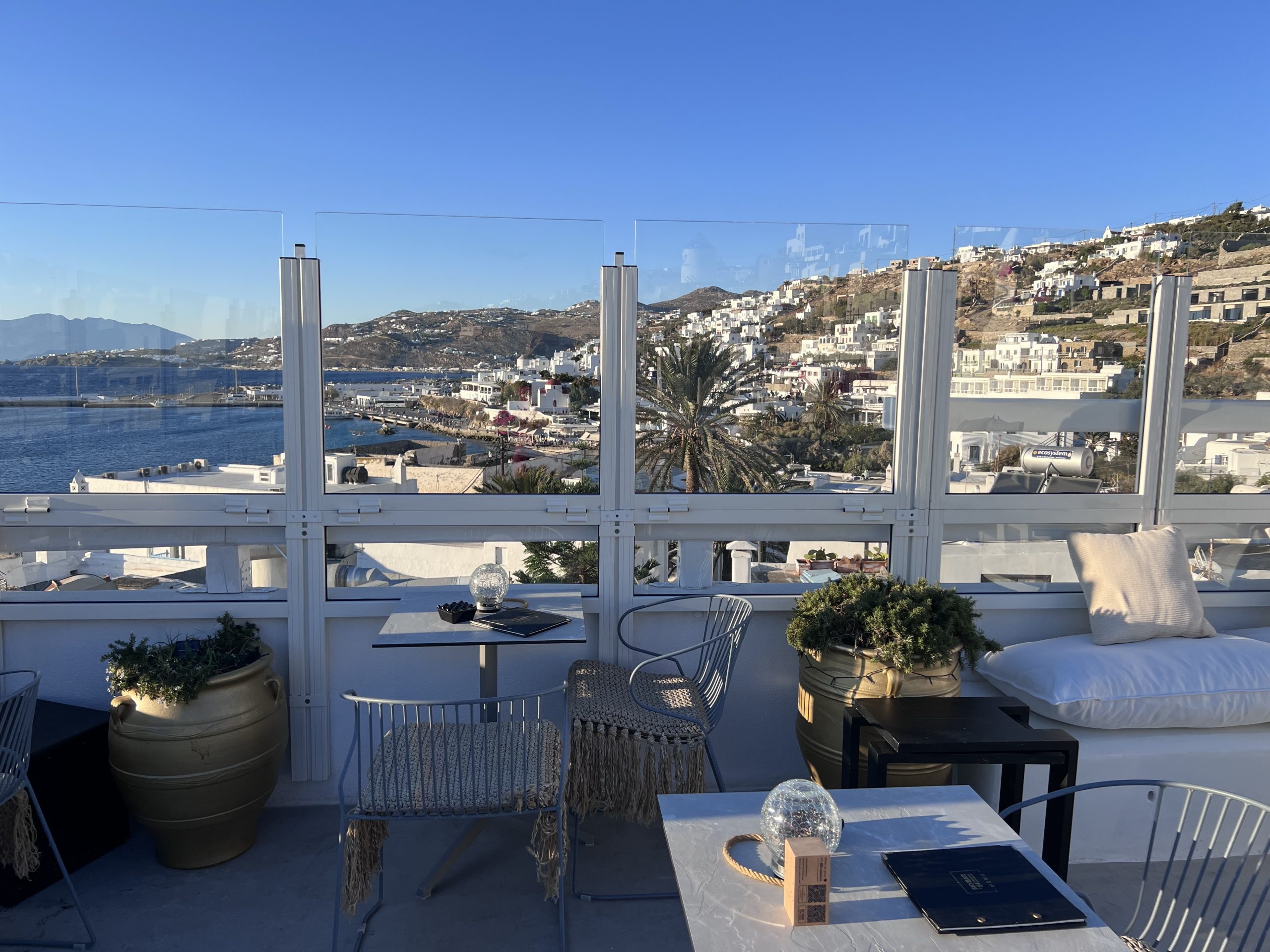 The best rooftop bars in Mykonos – Where's the rooftop?