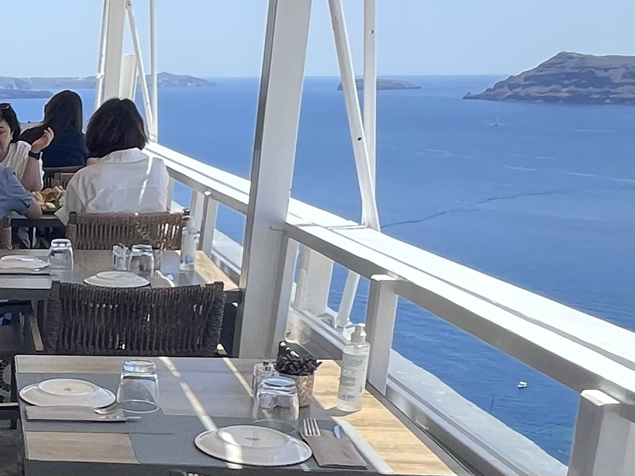 Best Rooftop Bars & Restaurants with a view in Santorini | Where's The ...