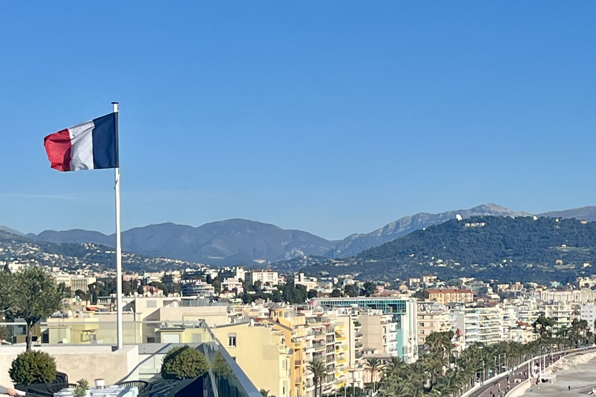 France Travel Guides | Where's The Rooftop?
